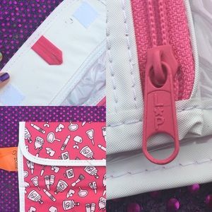 Vintage | Bags | Bnwt Cyzone Brand Early 200s Cosmetic Travel Bag ...